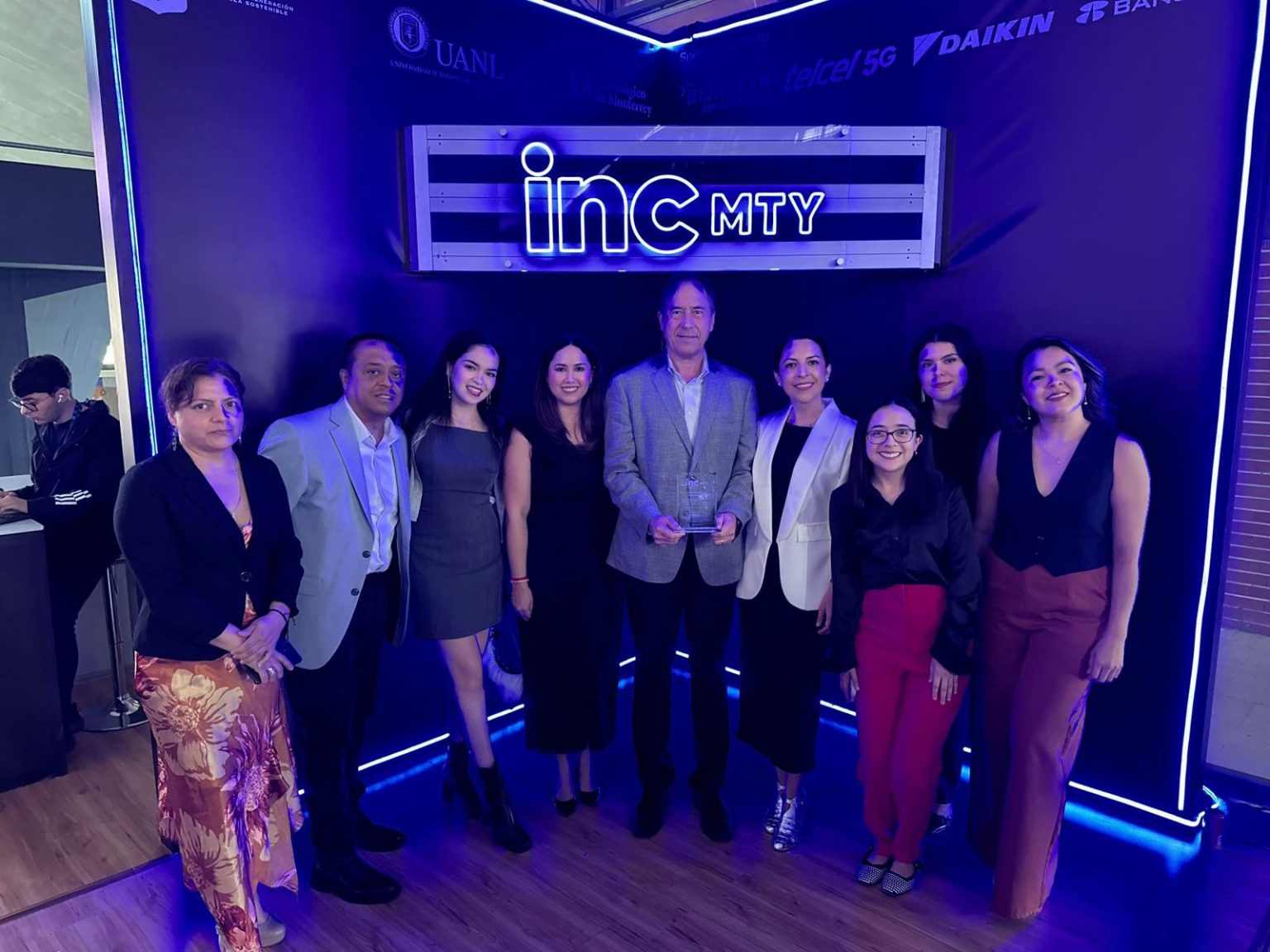 WTC Monterrey UANL Reconocido como Open Innovation Company en incMTY WTC Monterrey UANL Reconocido como Open Innovation Company en incMTY